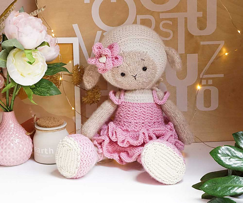 Ravelry: Outfit Ballerina Knit pattern by Maria Ermolova