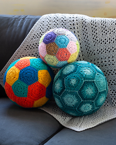 Ravelry: Hexie Patchwork Ball pattern by Shelly Skroch