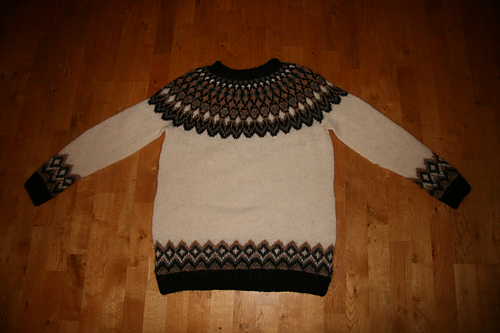 Ravelry: Classic Icelandic Sweater pattern by Sverrir Petursson