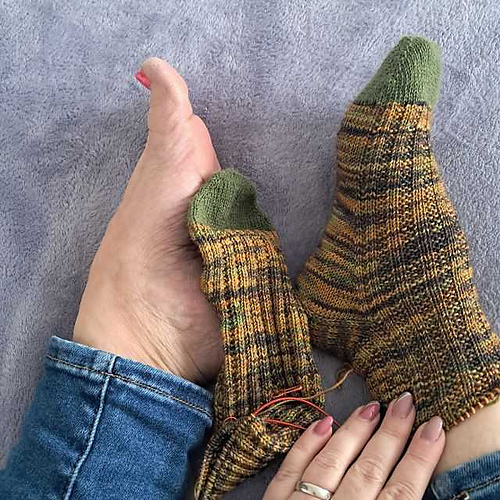 Ravelry: Broken rib socks pattern by Janka z Propletence
