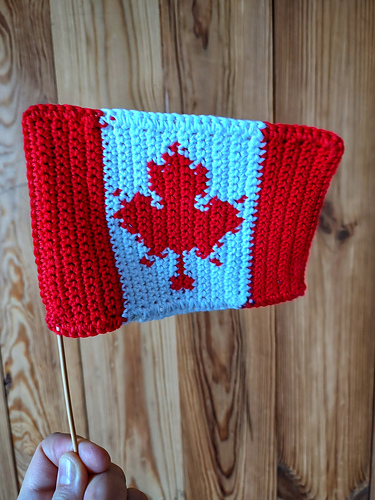 Ravelry: Canadian Flag pattern by Maria Jęczmyk