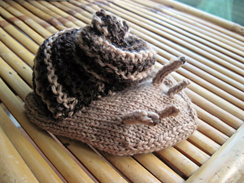 Ravelry: Snail hand puppet pattern by Anne Mende