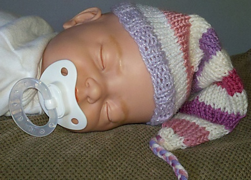Ravelry: Easy Preemie Hat pattern by Jen Lehman