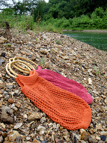 Ravelry: The Beach Bum Bag pattern by Hilary Hunt