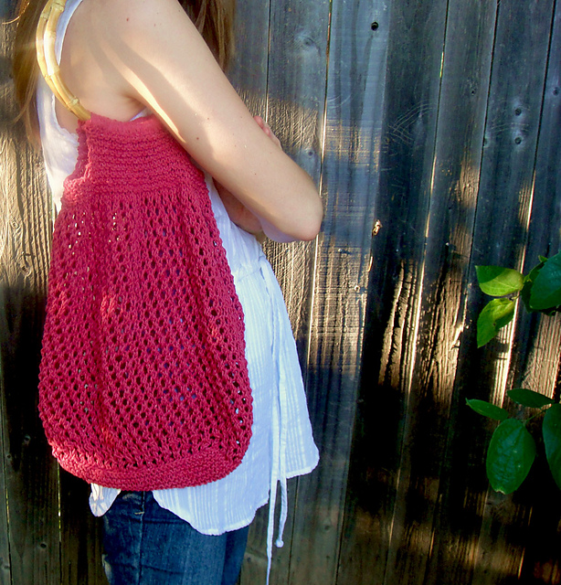 Ravelry: The Beach Bum Bag pattern by Hilary Hunt