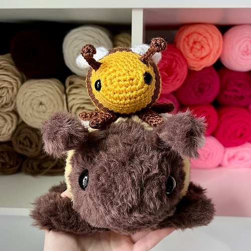 Ravelry: Fuzzy Bumblebee pattern by Kylie Cummings