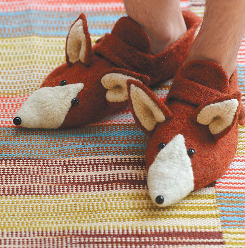Ravelry: Foxy Slippers pattern by Mary Scott Huff