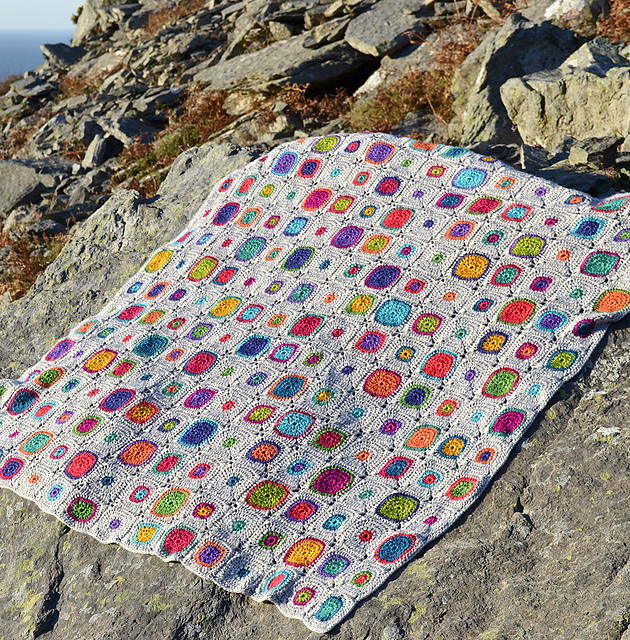 Ravelry: Scrumptious Bubbles crochet blanket pattern by Amanda Perkins