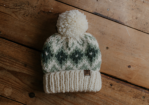 Ravelry: Oxbow Hat pattern by Caryn Prouty