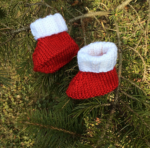 Ravelry: Baby Hug Boots pattern by marianna mel