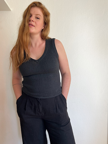 Ravelry: Cleo Top pattern by Simone Ryan