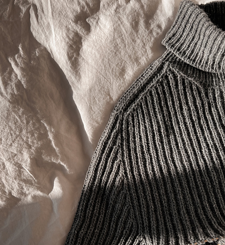 Ravelry: Brioche Bliss Sweater pattern by Simone Ryan