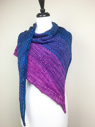 Ravelry: On the Cusp pattern by Rachel Roden