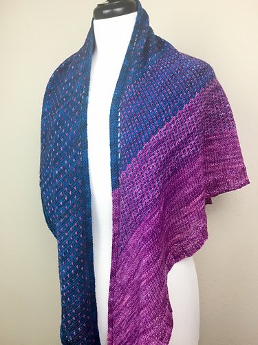 Ravelry: On the Cusp pattern by Rachel Roden