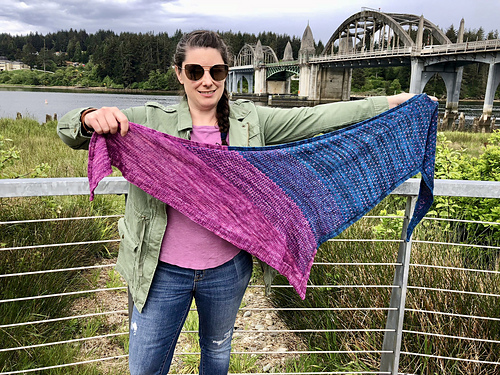 Ravelry: On the Cusp pattern by Rachel Roden