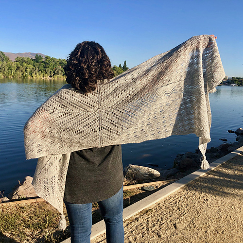 Ravelry: Zetland pattern by Rachel Roden
