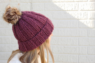 Ravelry: The Izzy Super Bulky Knit Hat pattern by Rachel Herring