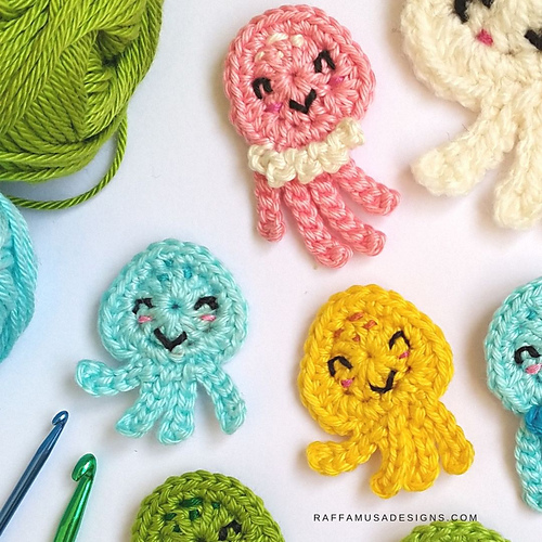 Ravelry: Jellyfish & Octopus Appliques pattern by Raffaella Tassoni