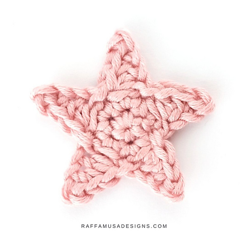 Ravelry: Star Applique pattern by Raffaella Tassoni