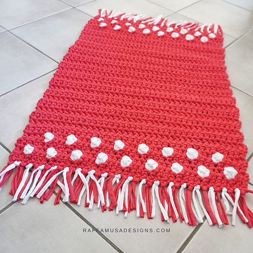 Ravelry: Popcorn Bath Rug pattern by Raffaella Tassoni