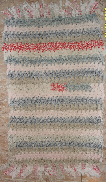 Ravelry: Rectangle Rug (end to end) pattern by Betty Scharf