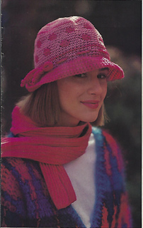 Ravelry: Dotted Hat pattern by Nadia Hermos