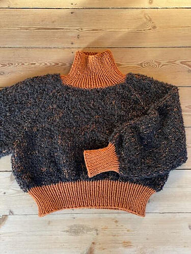 Ravelry: Big Fat Sweater pattern by Sus Gepard