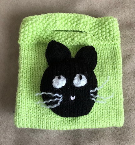 Ravelry: Halloween Treat Goody Bags pattern by Tanya Oakley