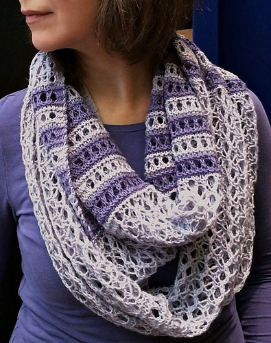Ravelry: Mist Infinity Shawl pattern by Alla Saenko