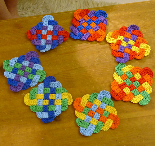 Ravelry: Celtic Coasters pattern by Rainbow Junkie