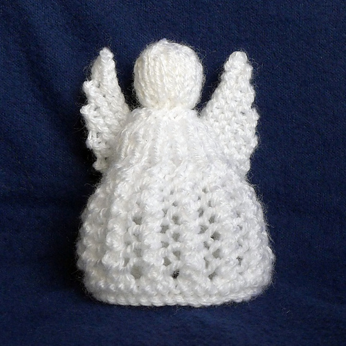 Ravelry: Three Small Angels pattern by Rainbow Junkie
