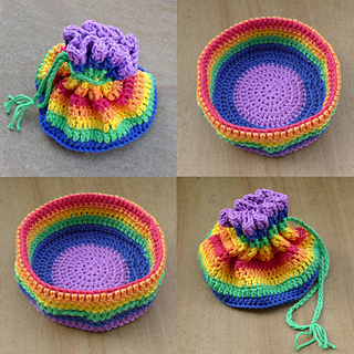 Ravelry: D&D Dice Bag/Tray pattern by Rainbow Junkie