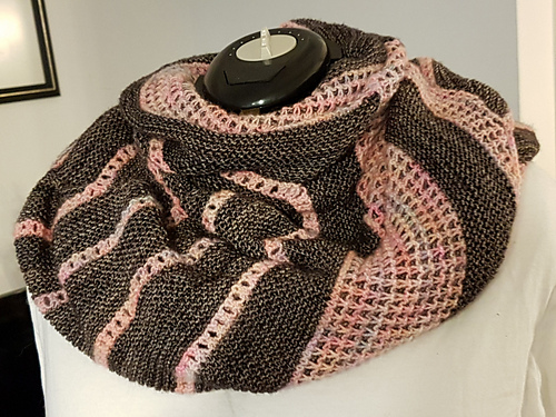 Ravelry: The Gaudi Shawl pattern by Purl and Knit