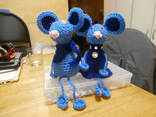 Ravelry: Émile et Émilie, rats des champs pattern by Raymonde Ménard