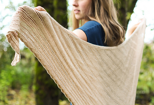 Ravelry: Lovely Lizzy pattern by Bekah Knits