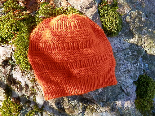 Ravelry: Orange Blaze Hunting Toque pattern by Red Mitten Designs