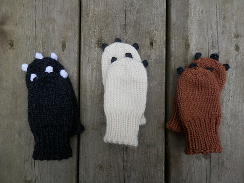Ravelry: Baby Bear Thumbless Mittens pattern by Red Mitten Designs