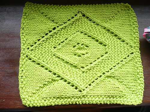 Eye patterns : r/knitting