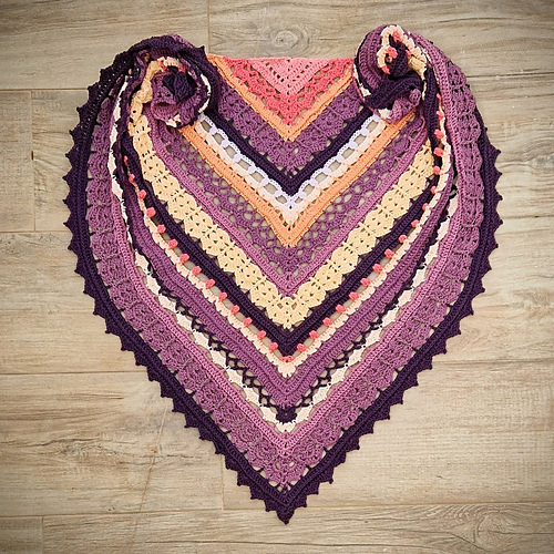 Ravelry: LoveTea Shawl pattern by Red Teapot Atelier