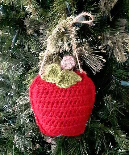 Ravelry: Apple Hanger pattern by Regina P Designs