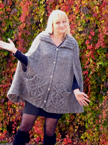 Ravelry: #138 Covetable Cabled Cape pattern by SweaterBabe