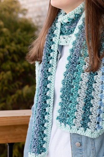 Ravelry: The Ombre Scarf pattern by Krista Cagle
