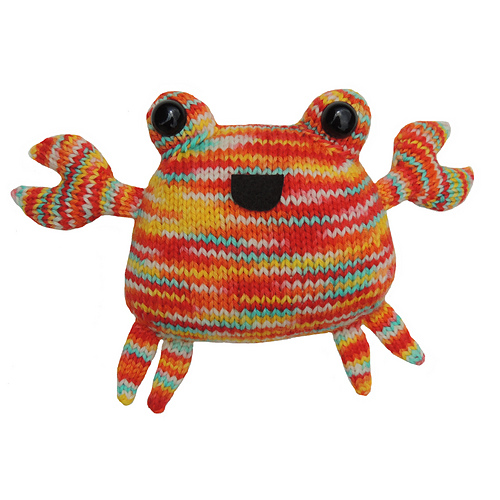 Finished just in time for a little ones first crab feast! : r/knitting
