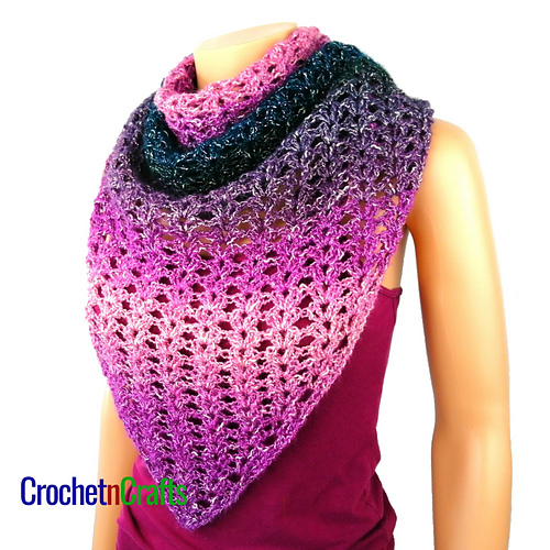 Ravelry: Split Shell Shawl pattern by Rhelena