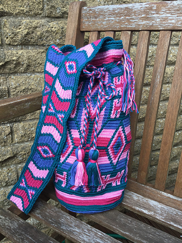 Ravelry: Mochila Bag pattern by Marion Verloop
