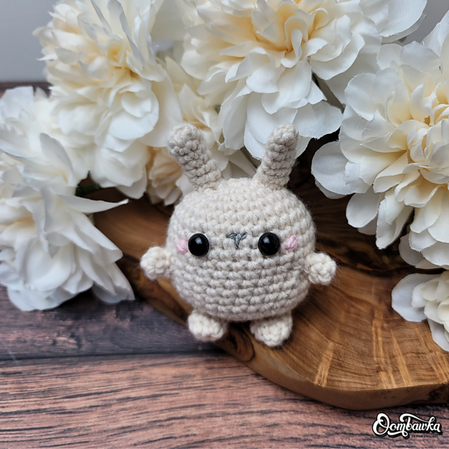 Ravelry: Adorable Baby Bunny pattern by Rhondda Mol (Oombawka Design)