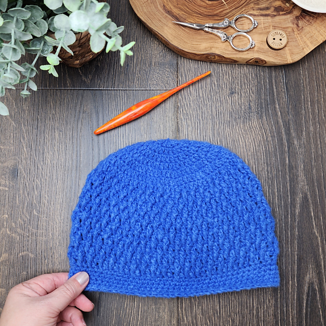 Ravelry: Bright Blue Alpine Hat pattern by Rhondda Mol (Oombawka Design)