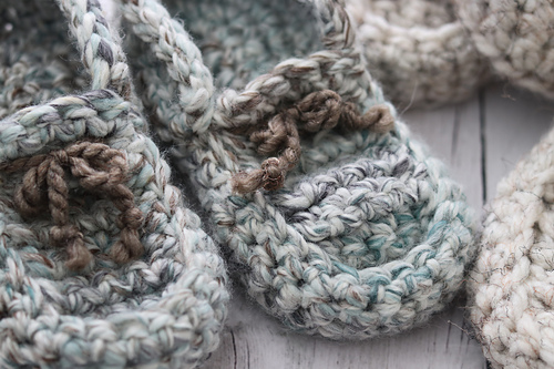 Ravelry: Fireside Slippers pattern by Rich Textures Crochet