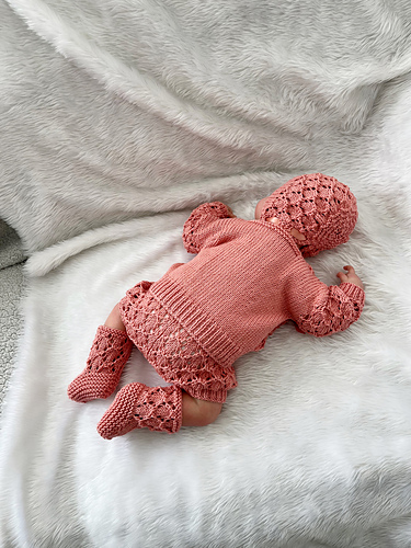 Ravelry: "Caraway" 4 piece set pattern by Caroline Richards