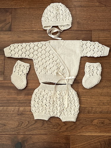 Ravelry: "Caraway" 4 piece set pattern by Caroline Richards